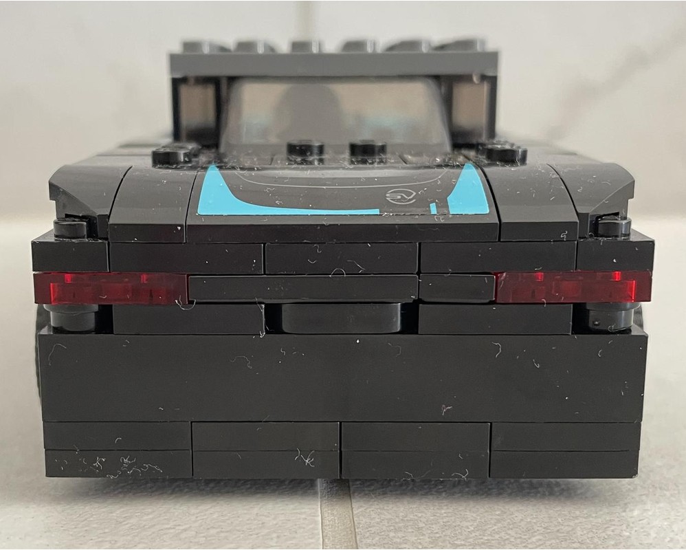 LEGO MOC Lego 76898 BMW M7 and finish by lovana.creations | Rebrickable ...
