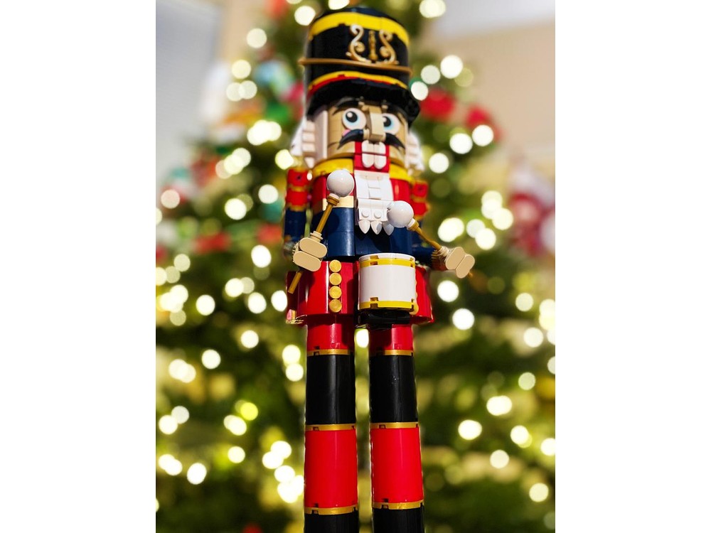 LEGO MOC The Christmas Nutcracker by Michelanlego | Rebrickable - Build ...