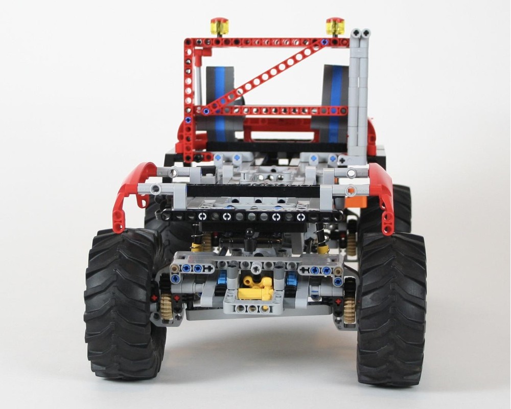 LEGO MOC Mack Marble Trial Truck by thirdwigg | Rebrickable - Build ...