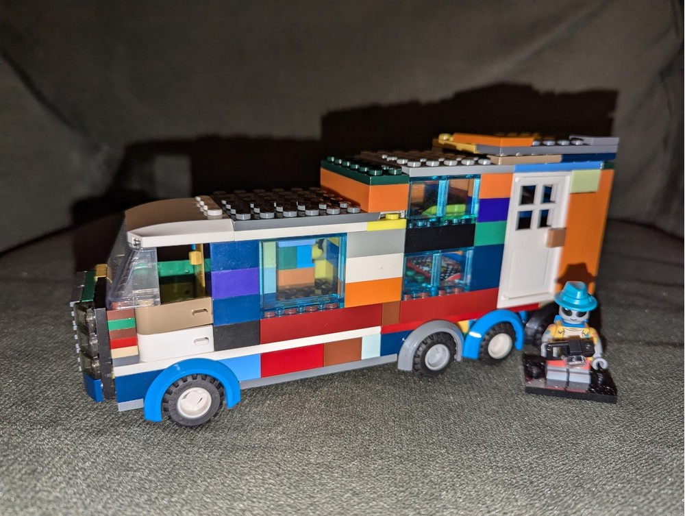 LEGO MOC Large Construction Overnight Sleeper by BananaBass ...