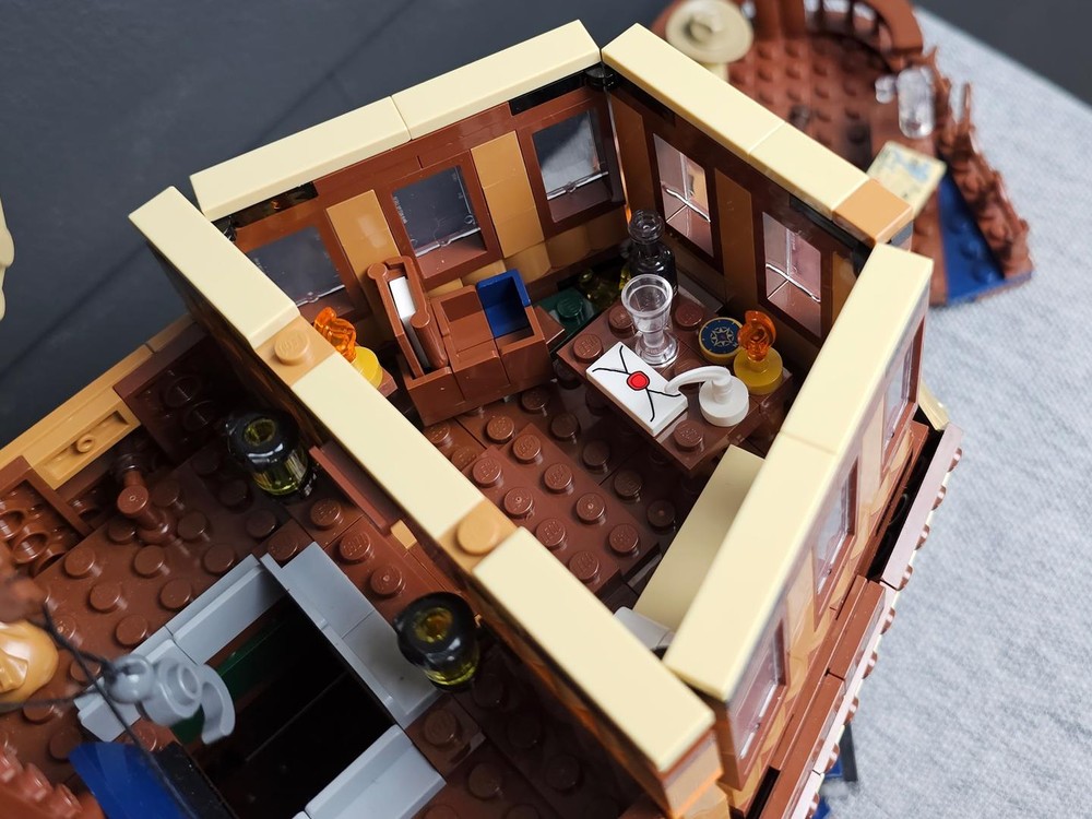 LEGO MOC Junk (ship) 21318 "Tree House" alternate build by ...