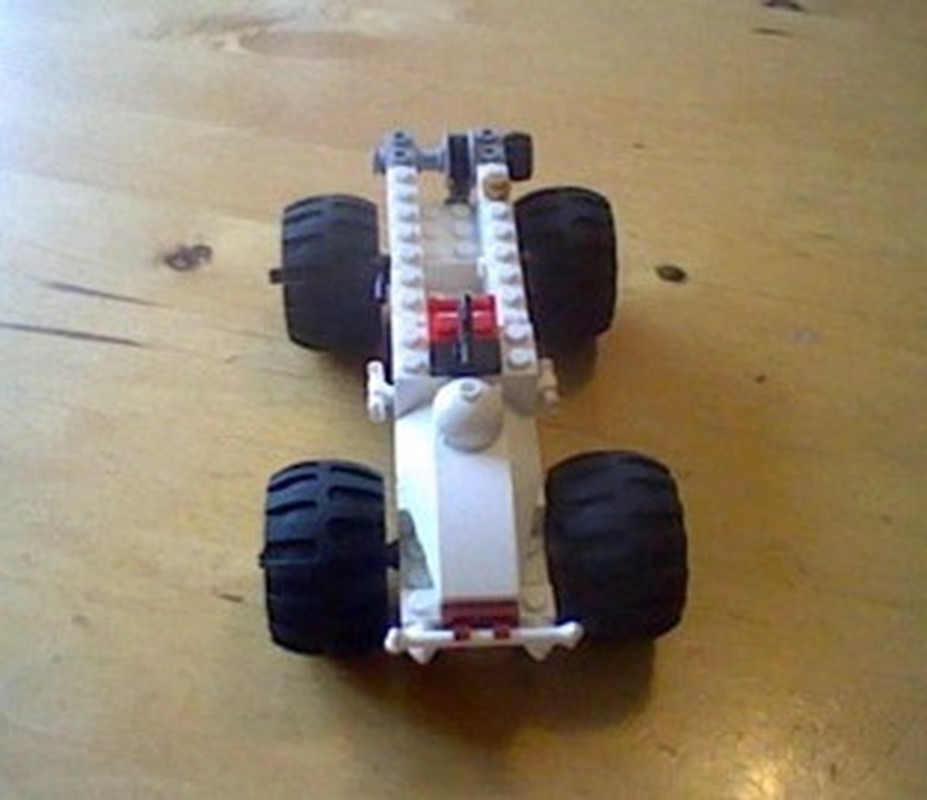 LEGO MOC-202758 The Bone Crusher by AJZoom | Rebrickable - Build with LEGO