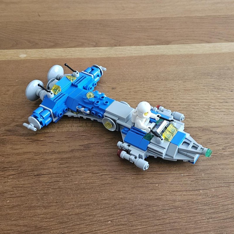 LEGO MOC 40712 Space Desperado by drosse | Rebrickable - Build with LEGO