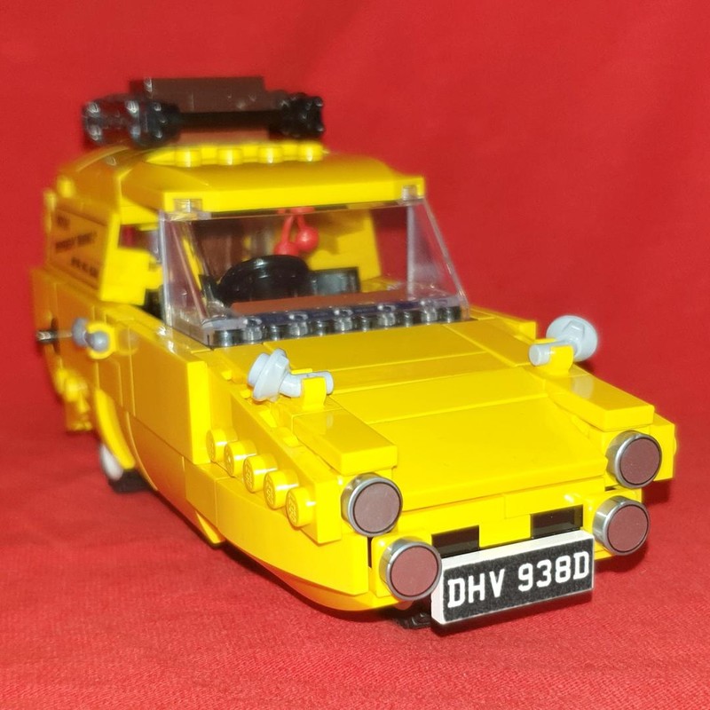 LEGO MOC Only Fools & Horses - 1967 Reliant Regal Supervan III by ...