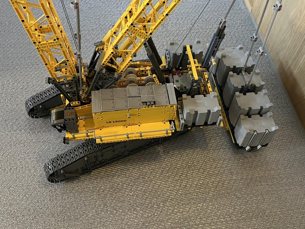 LEGO MOC LR 13000 ballasted and longer booms SDWB configuration by ...
