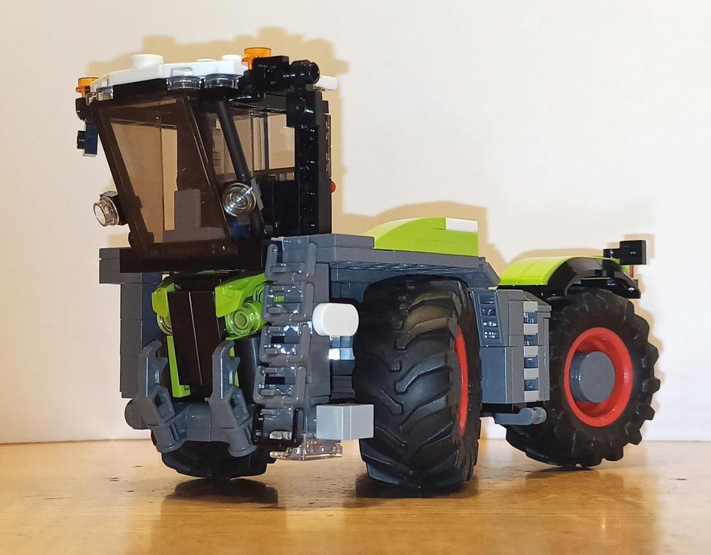 LEGO MOC CLAAS Xerion Saddletrac by mick29 | Rebrickable - Build with LEGO