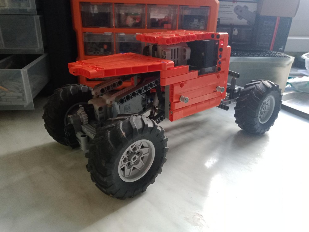 LEGO MOC Reddish crawler by NVlegotechnic | Rebrickable - Build with LEGO