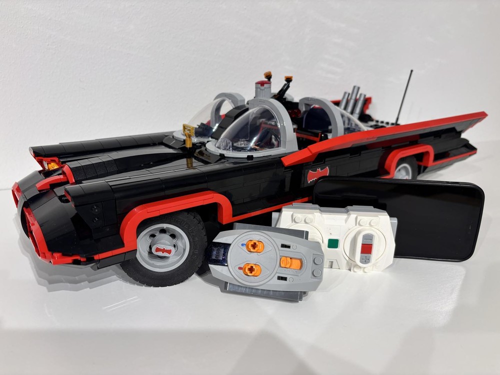 LEGO MOC 76328 Classic Batmobile RC Conversion by Cyrix | Rebrickable ...