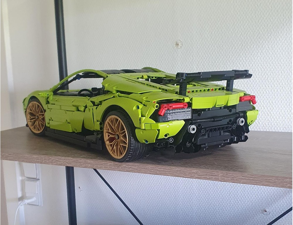 LEGO MOC 42115 B model - Lamborghini Huracán Performante by SW.Technic | Rebrickable - Build ...