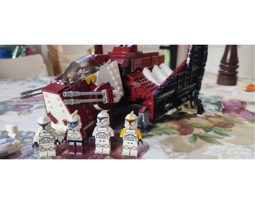 LEGO MOC 75333 + 75342 - Republic attack shuttle by Gravybrix ...