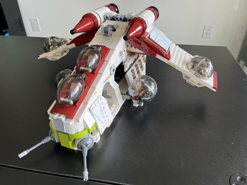 LEGO MOC-204184 The Ultimate Republic Gunship by joejoebricks ...
