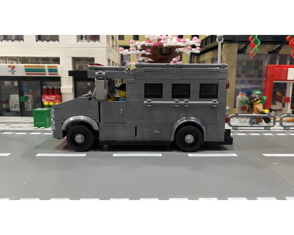 LEGO MOC Police Riot from GTA by Micropolis_TV | Rebrickable - Build with LEGO