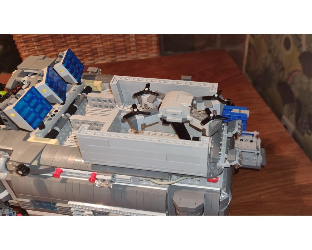 LEGO MOC Redstone Driller V by michaelvanhoutte | Rebrickable - Build ...