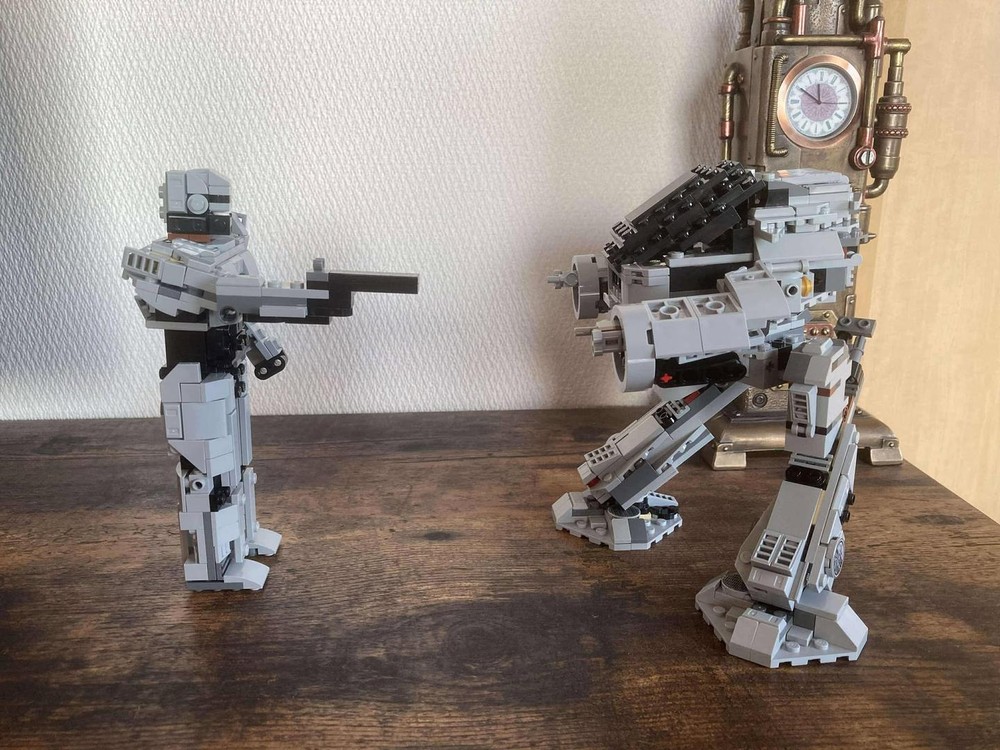 LEGO MOC-204483 Robocop and ED-209 by CreationCaravan (Brad Barber ...