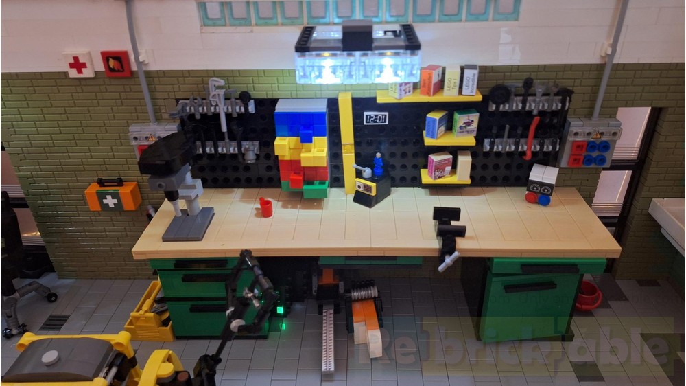 LEGO MOC Diorama: LEGO Workshop by hjvdh | Rebrickable - Build with LEGO