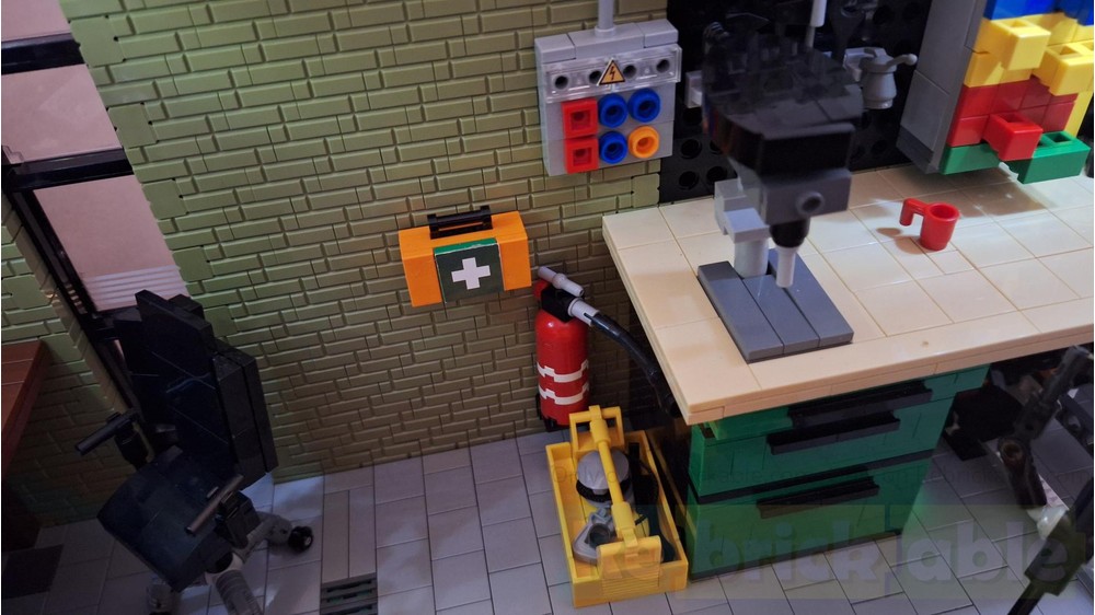 LEGO MOC Diorama: LEGO Workshop by hjvdh | Rebrickable - Build with LEGO