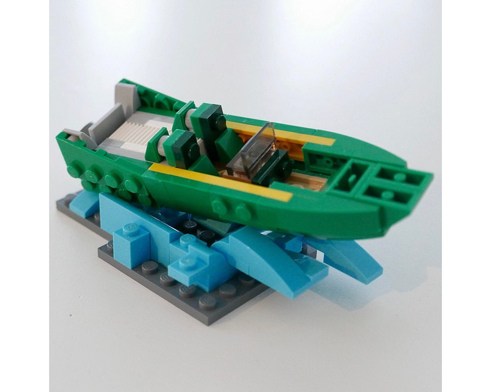 LEGO MOC Speedboat by ericlego321 | Rebrickable - Build with LEGO