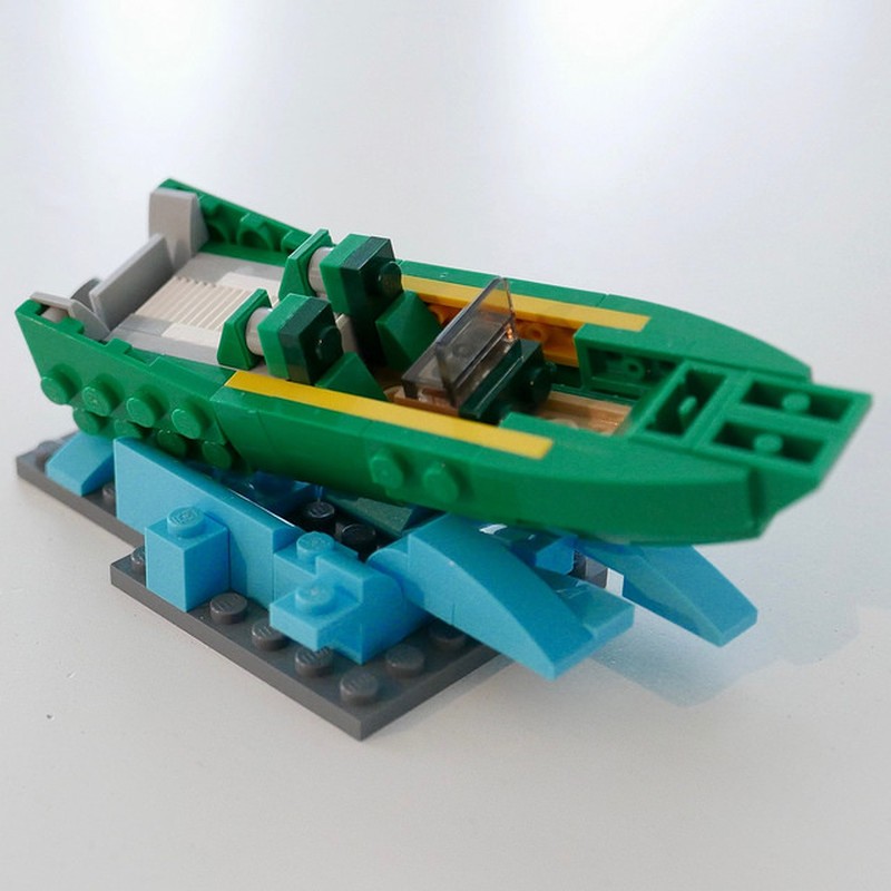 Lego Moc Speedboat By Ericlego321 Rebrickable Build With Lego