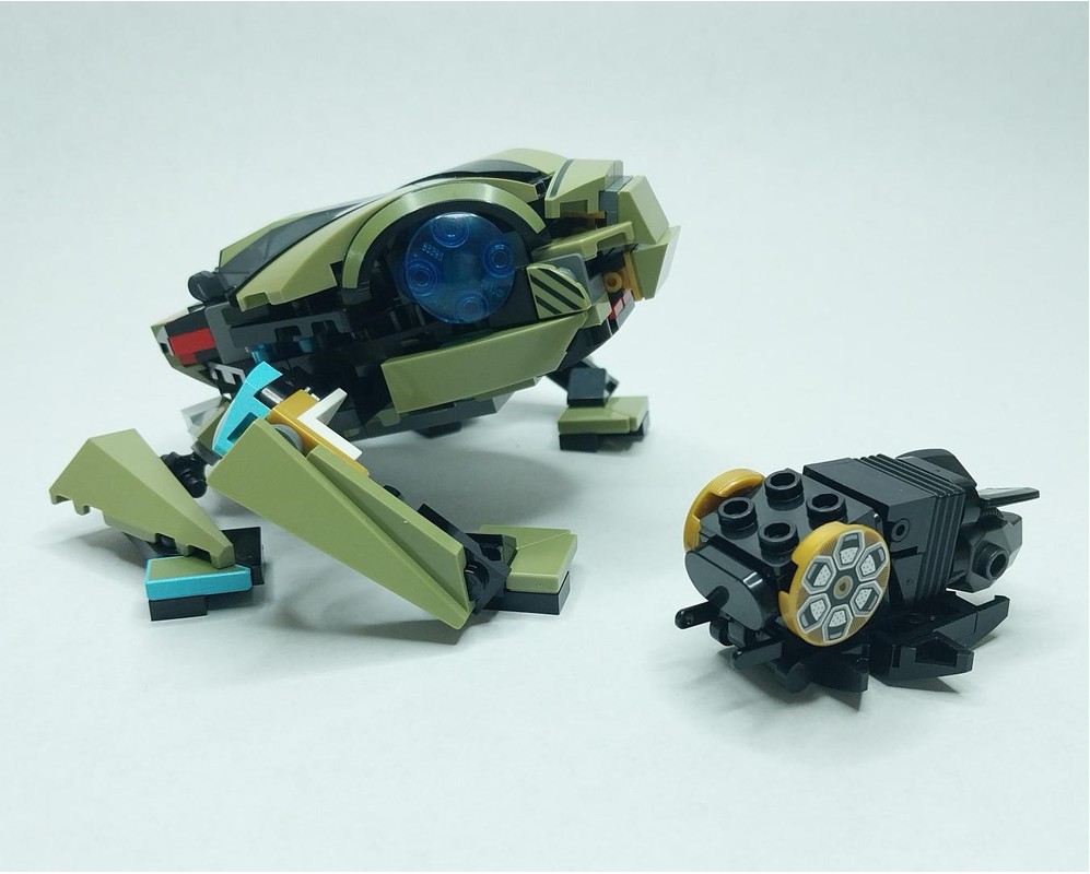 LEGO MOC Leap Frog and Hover Fly by Piece_Keeper | Rebrickable - Build ...