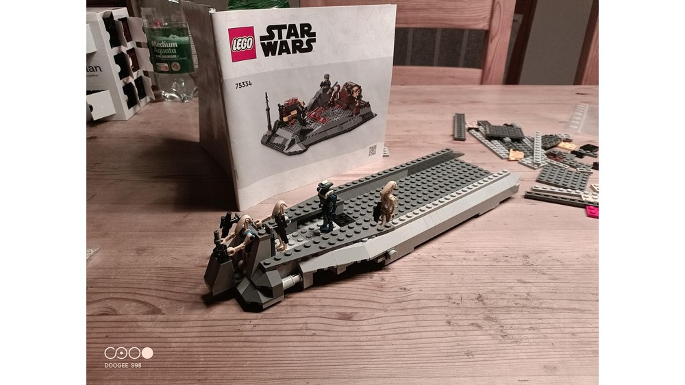 LEGO MOC Platoon Attack Craft - droid carrier by Rushmus | Rebrickable ...