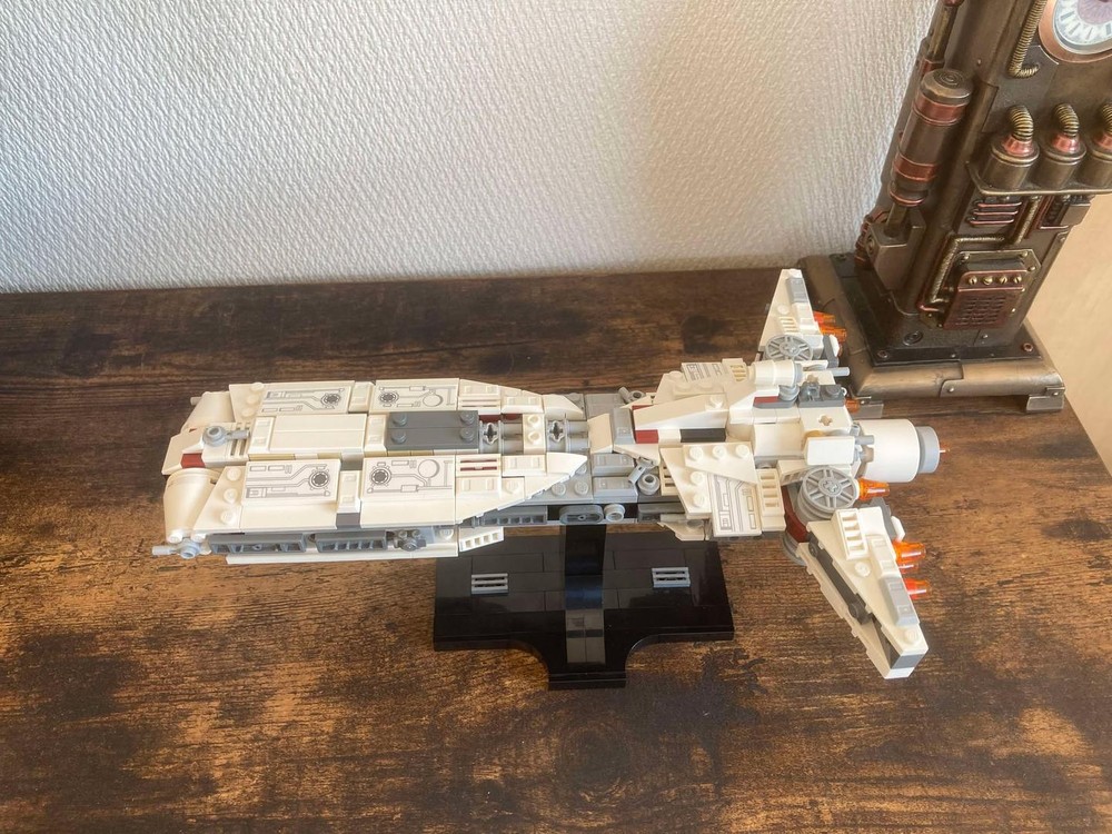 LEGO MOC-205175 Pelta-Class Combat Frigate Midi-Scale by ...