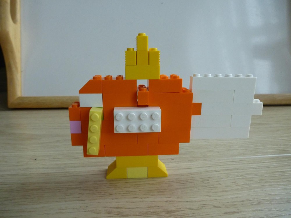 LEGO MOC Magikarp by CornierJungle | Rebrickable - Build with LEGO