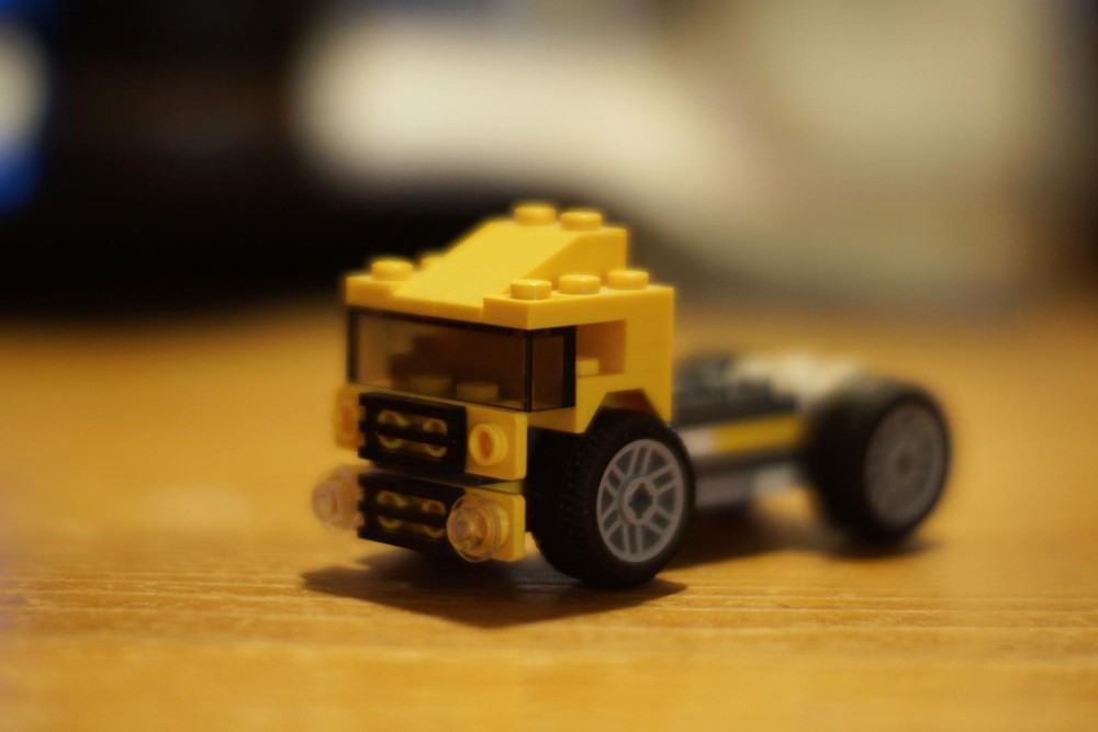 LEGO MOC 30283 Volvo F88 Lorry by kris_vd | Rebrickable - Build with LEGO