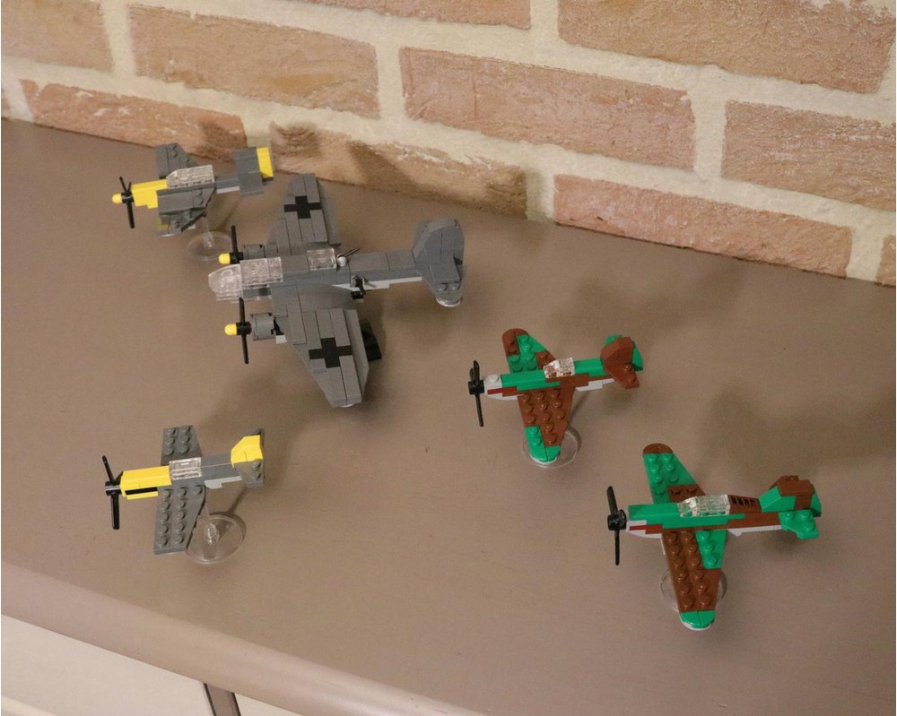 LEGO MOC The Battle of Britain - part 2 - He-111 (1/110 scale) by ...