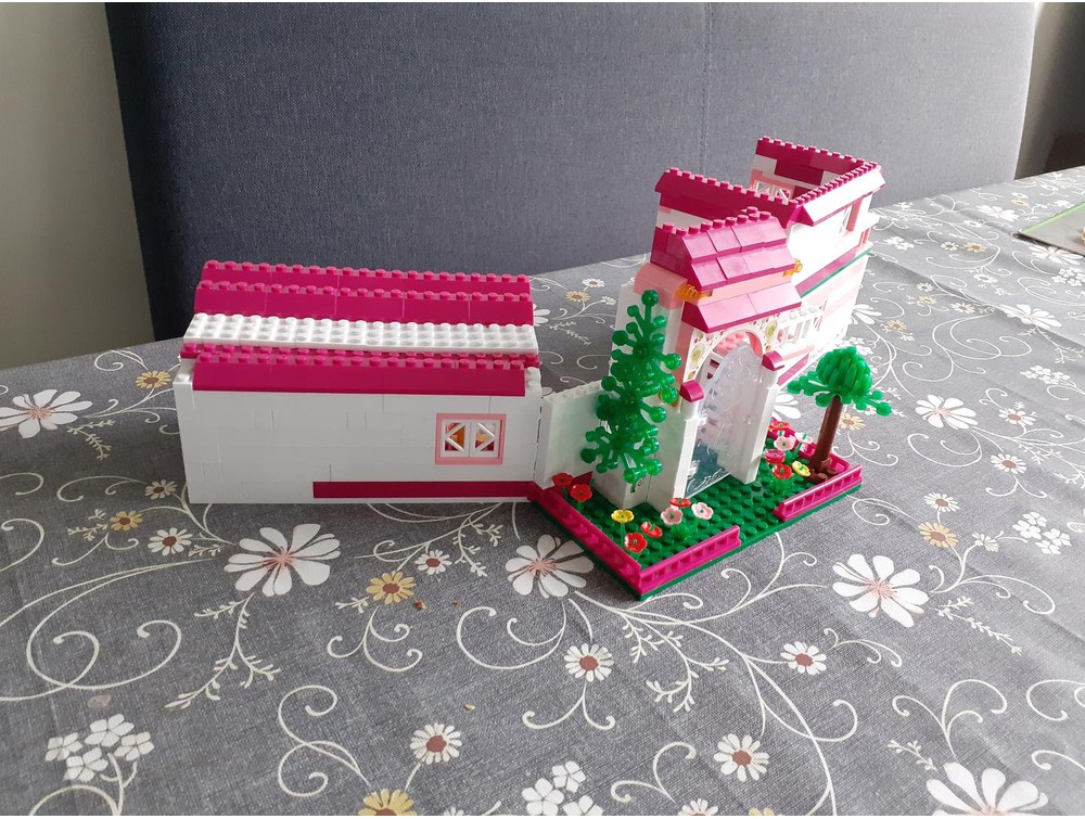 LEGO MOC Girls' dream mansion by Legoivo | Rebrickable - Build with LEGO