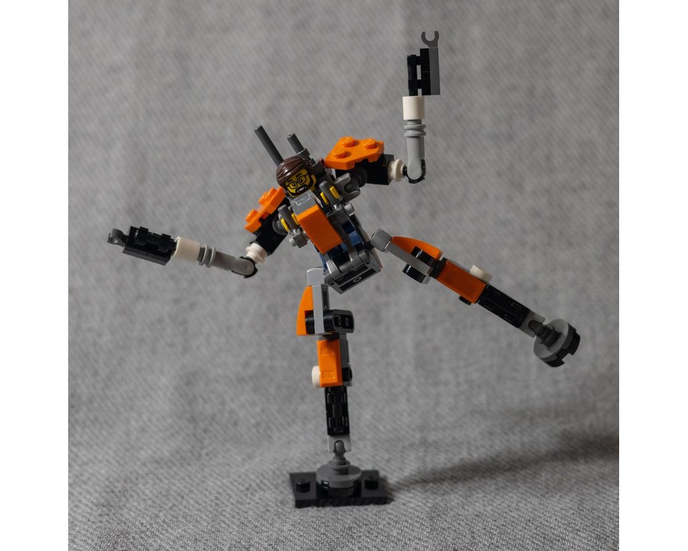 LEGO MOC Minifigure Exosuit by Rovivruselos | Rebrickable - Build with LEGO