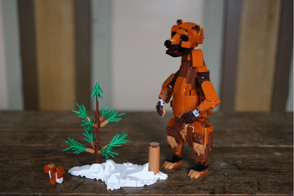 LEGO MOC Grizzly Bear by Kaen | Rebrickable - Build with LEGO