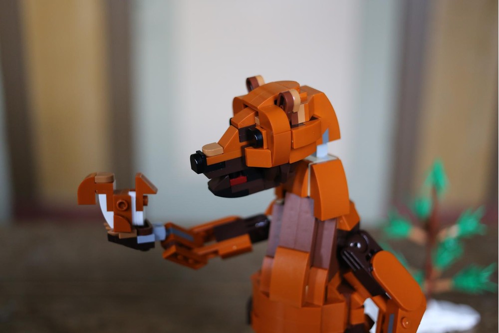LEGO MOC Grizzly Bear by Kaen | Rebrickable - Build with LEGO