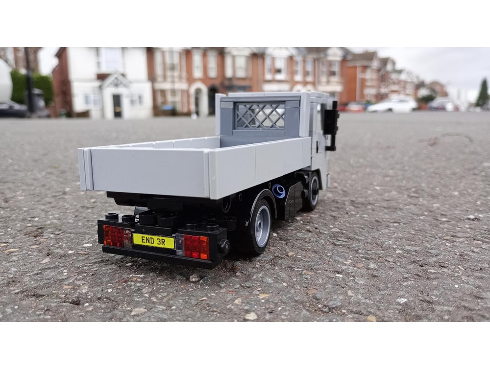 LEGO MOC Isuzu Grafter/Elf Tipper Truck 7 wide by EvilEnderman ...