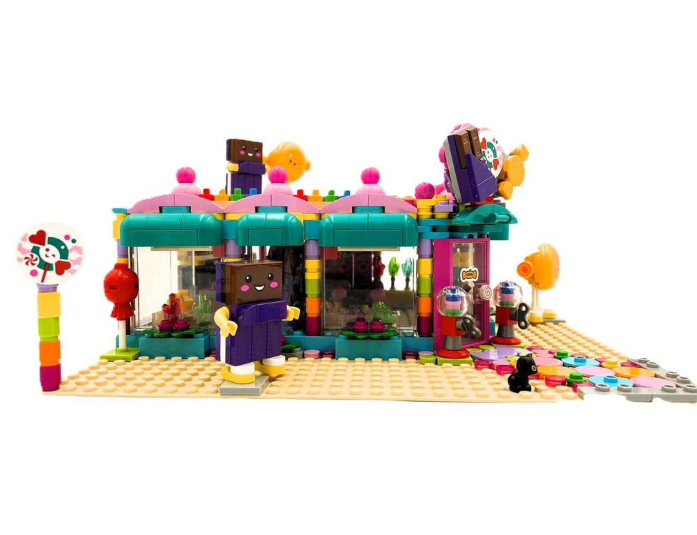 LEGO MOC Corner Sweet Shop Modular Alternate build of 3x42649 Sweet ...