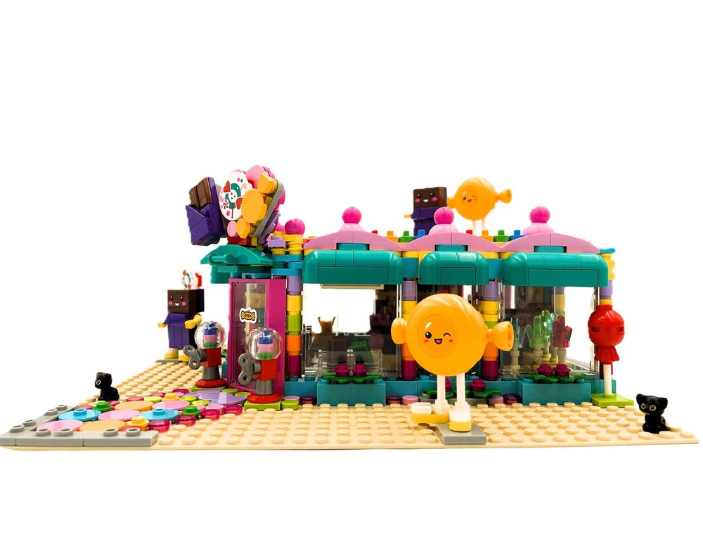 LEGO MOC Corner Sweet Shop Modular Alternate build of 3x42649 Sweet ...