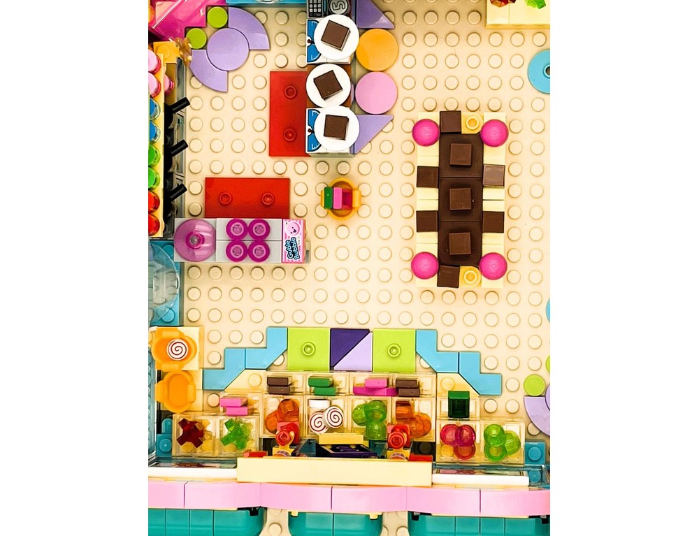 LEGO MOC Corner Sweet Shop Modular Alternate build of 3x42649 Sweet ...