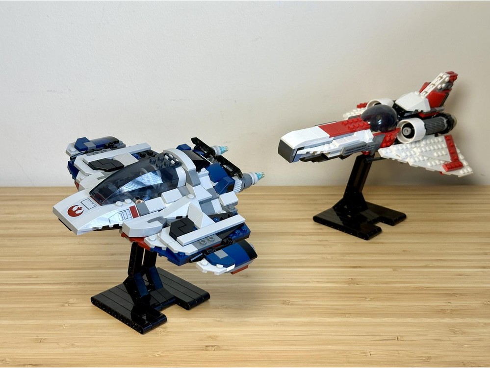 LEGO MOC Rebel Starfighter (Cylon Raider Inspired) - Alternate Build of ...