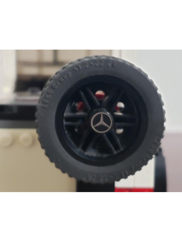 LEGO MOC Mercedes-Maybach G650 Landaulet by LucidMOCS | Rebrickable ...