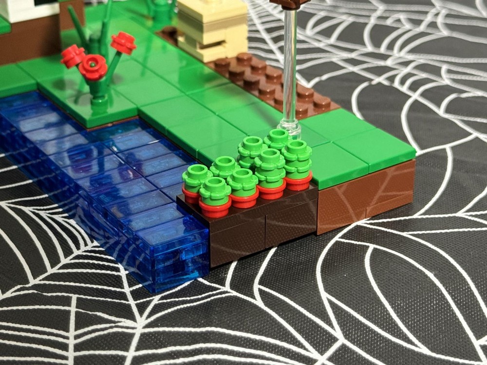 LEGO MOC-206884 21241- "The Bee Cottage" - Block Accurate Terrain ...
