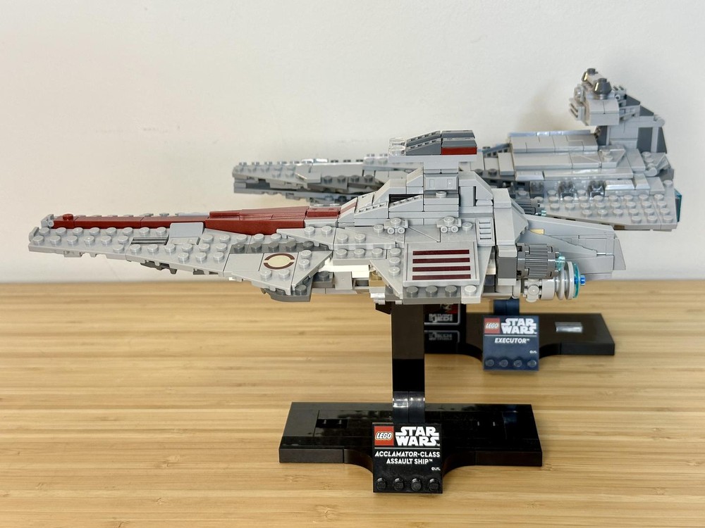LEGO MOC Venator-Class Republic Attack Cruiser Midi-Scale - Alternate ...