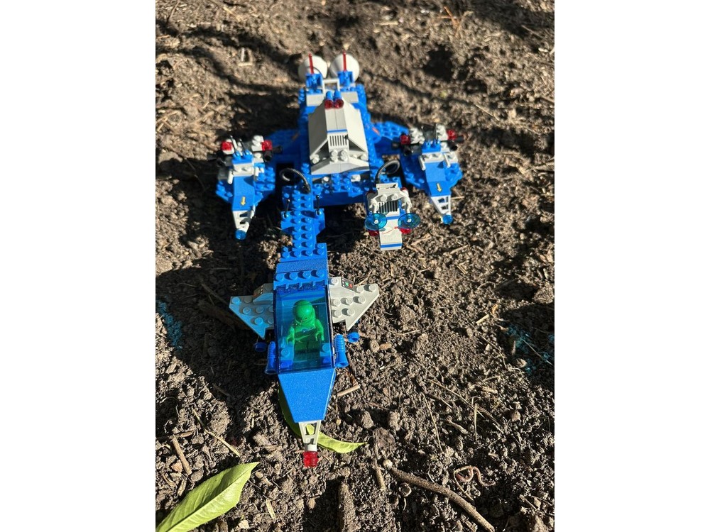 LEGO MOC Obsidian Voyager by gigau | Rebrickable - Build with LEGO