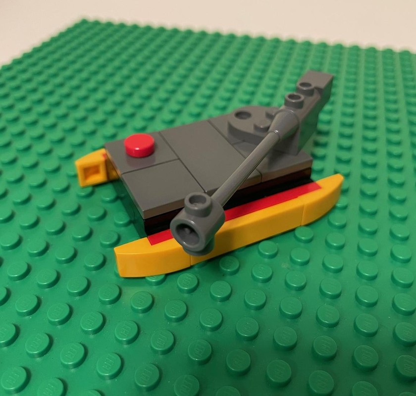 LEGO MOC Tron Light Tank by JManBrix | Rebrickable - Build with LEGO