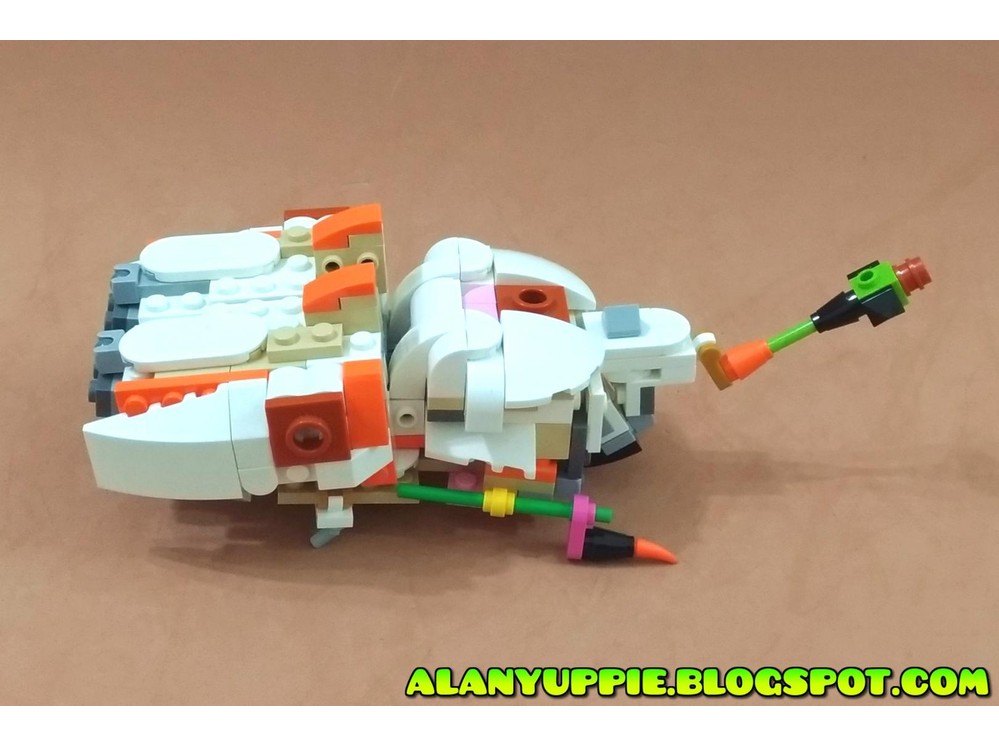 LEGO MOC Transformer Insecticon Bombshell /Beetle using LEGO Creator ...