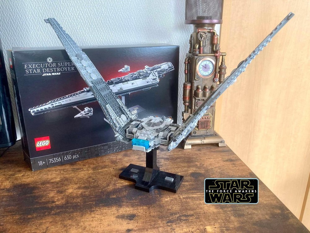 LEGO MOC First Order Kylo Command Shuttle Midi-Scale by CreationCaravan ...