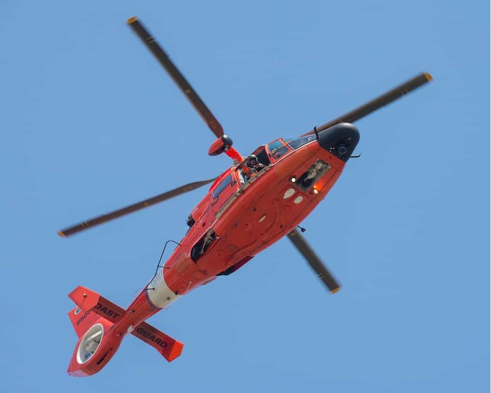 LEGO MOC Retractable Landing Gear for BrickDesigners Coast Guard ...