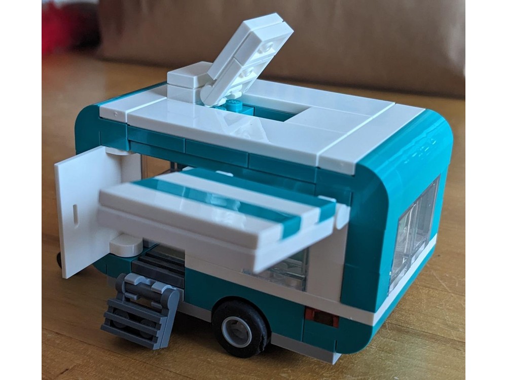 LEGO MOC-208523 Retro Caravan by AntOrman | Rebrickable - Build with LEGO