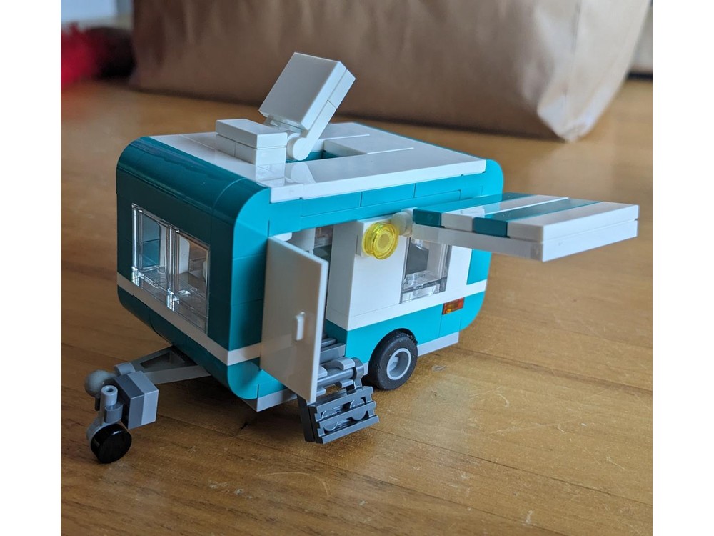 LEGO MOC-208523 Retro Caravan by AntOrman | Rebrickable - Build with LEGO