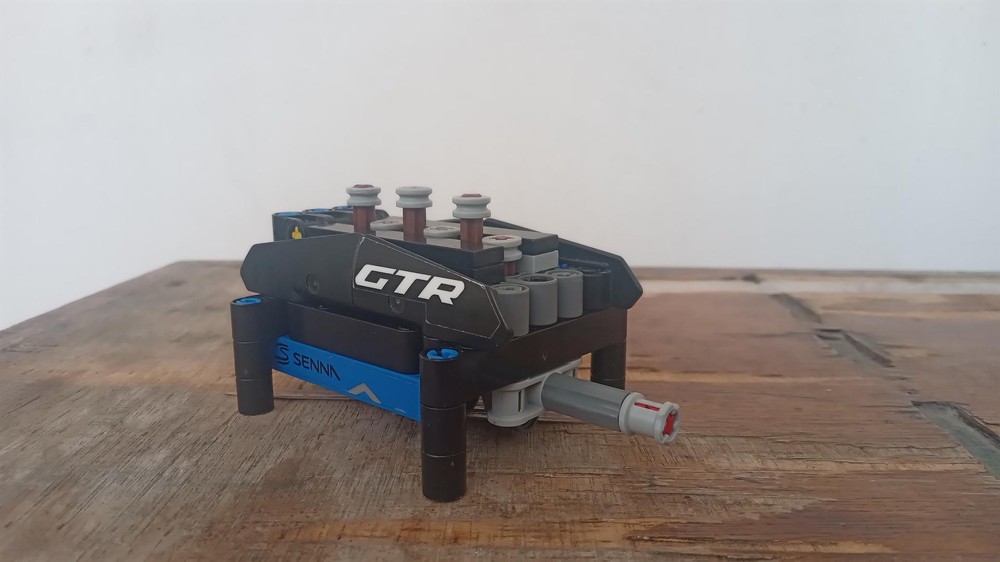 LEGO MOC Inline 6 engine 2025 by CR7Umair | Rebrickable - Build with LEGO