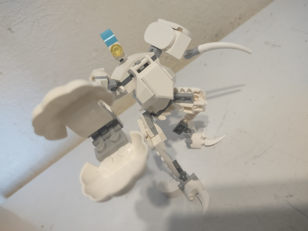 LEGO MOC The Greater Clasper and his Slug by Panzermuncher30 ...