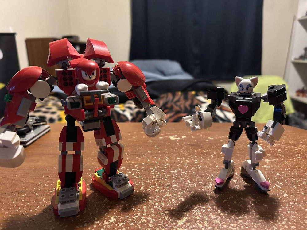 LEGO MOC Rouge Stealth Mech by Bestthe000 | Rebrickable - Build with LEGO